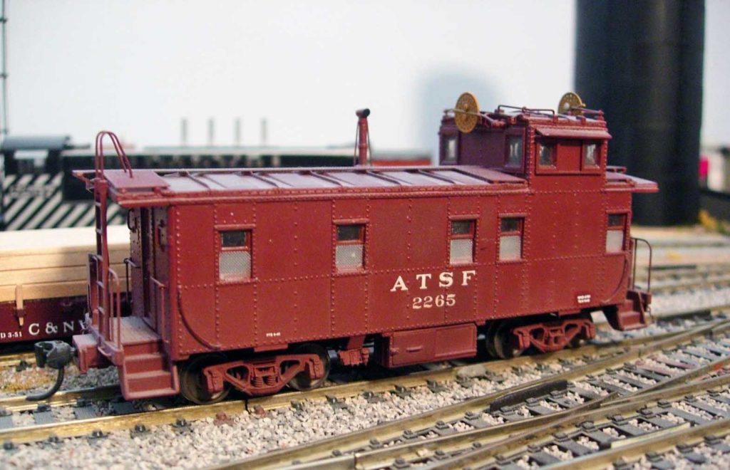 ATSF Caboose #2265 left side – The Santa Fe Railway Historical and Modeling Society