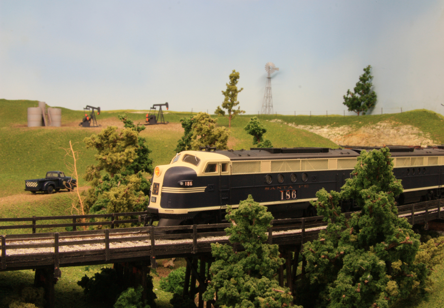 FT unit on Moline Bridge – The Santa Fe Railway Historical and Modeling ...